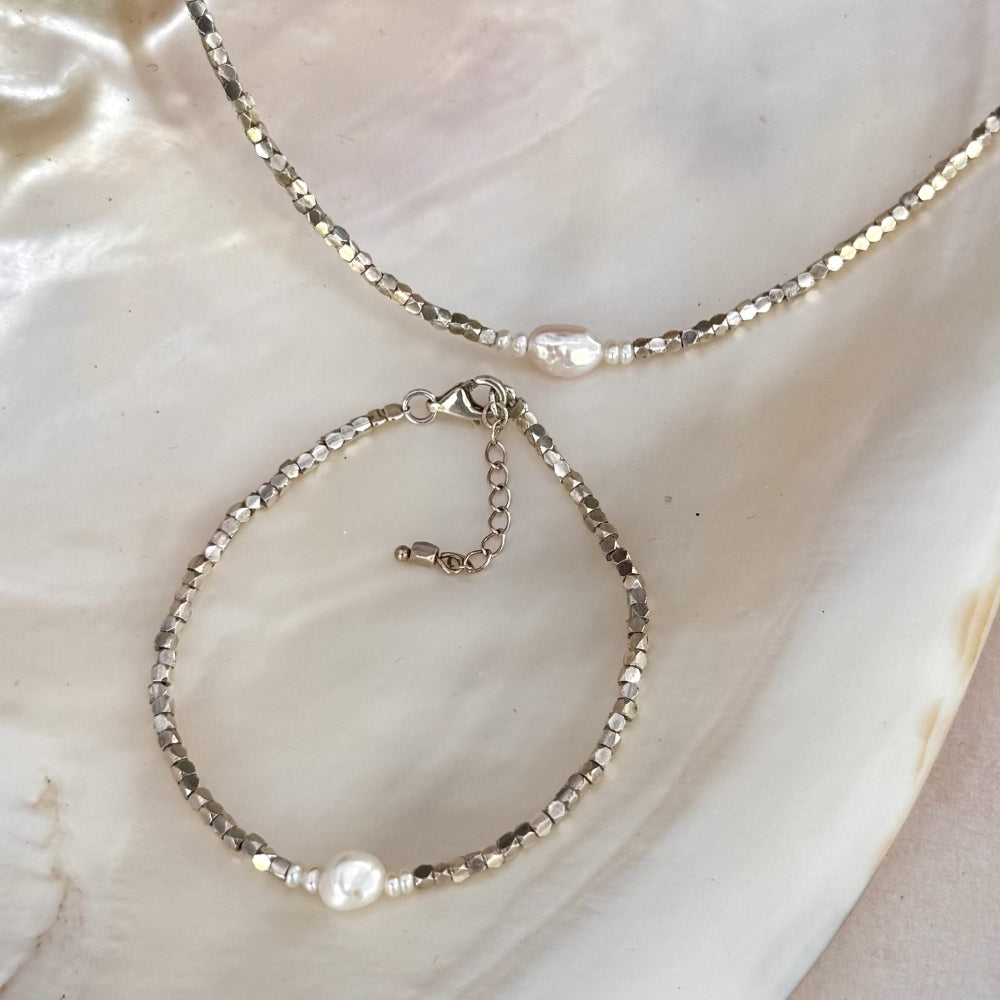 Keshi Pearl Riley Bracelet | Mala Elements